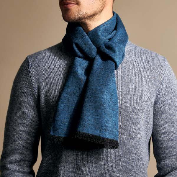 Protect Your Neck: Five Ways to Tie a Scarf | Harry Rosen