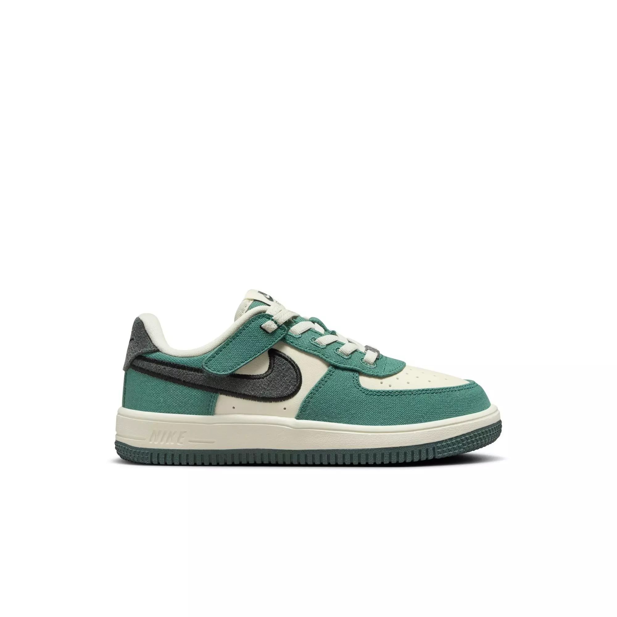 Nike Air Force 1 Low EasyOn "Coconut Milk/Vintage Green/Bicoastal ...